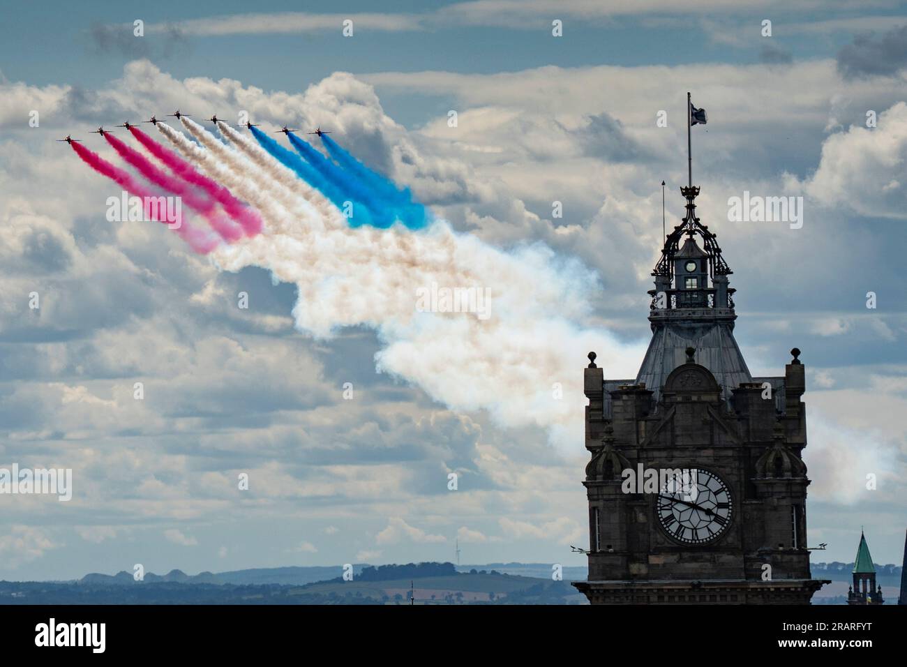 Edinburgh,Scotland, UK, 5th July 2023. The Red Arrows perform a flypast ...
