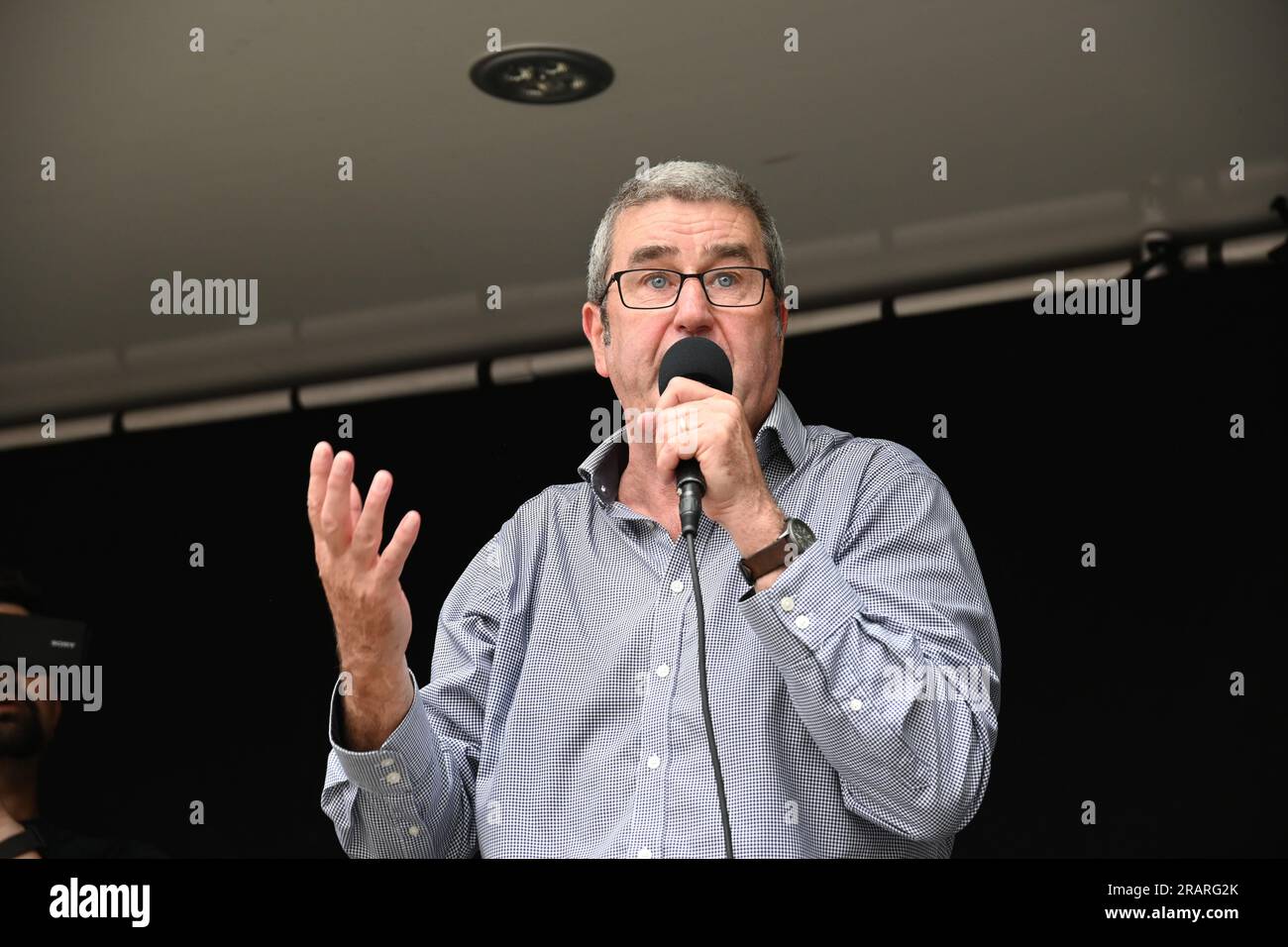 Parliament square, London, UK. 5th July, 2023. Speaker Alex Kenny at ...