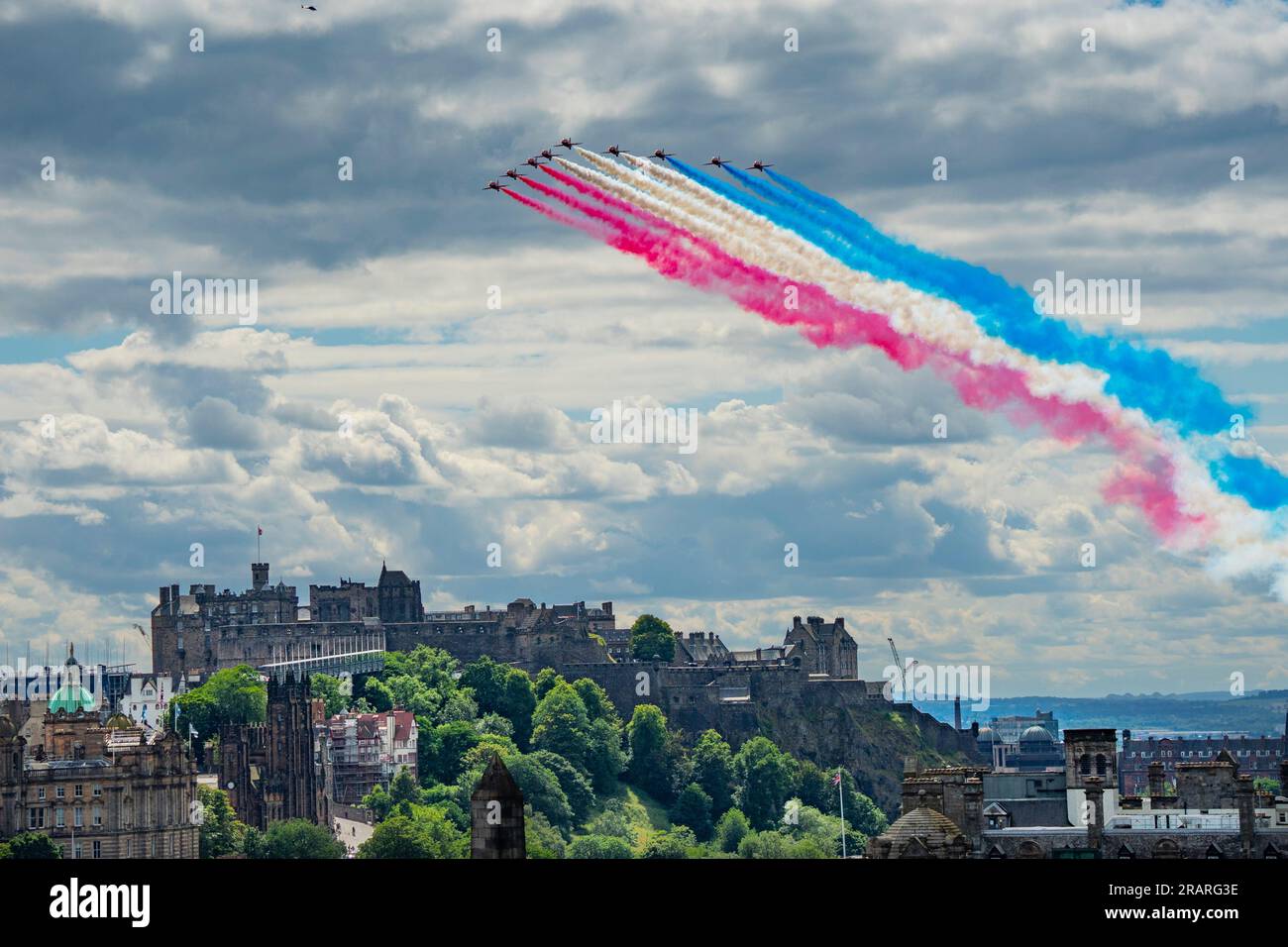 Edinburgh,Scotland, UK, 5th July 2023. The Red Arrows perform a flypast ...
