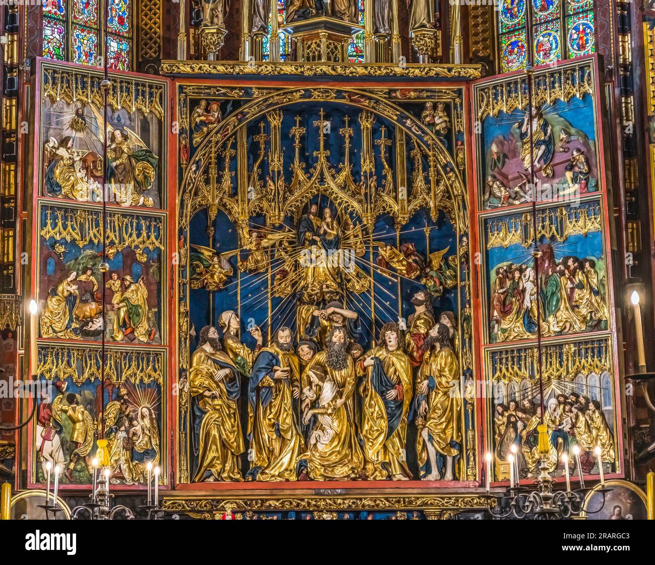Krakow st mary’s basilica altar stoss hi-res stock photography and images - Alamy
