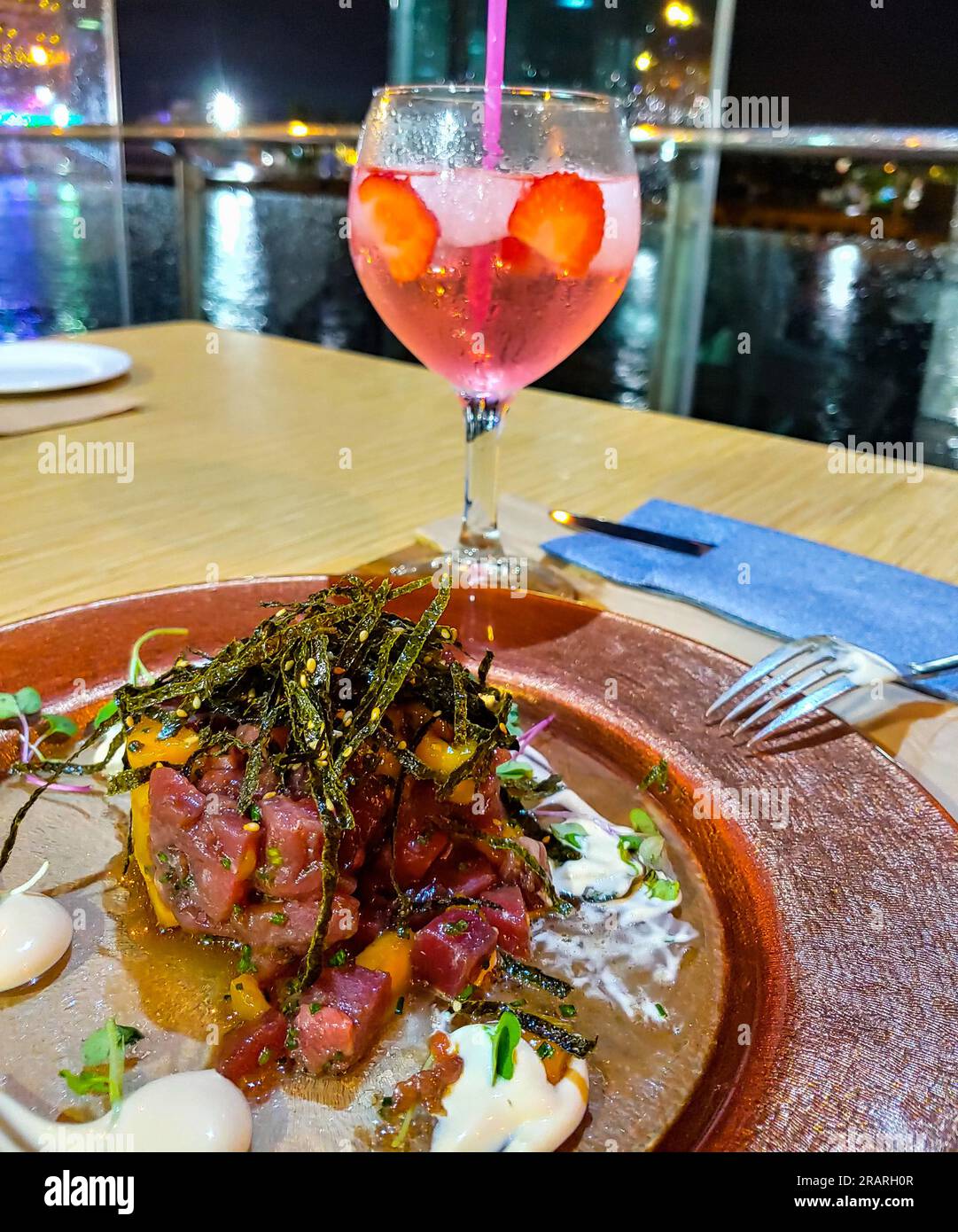 Traditional tuna mango tartare hi-res stock photography and images - Alamy