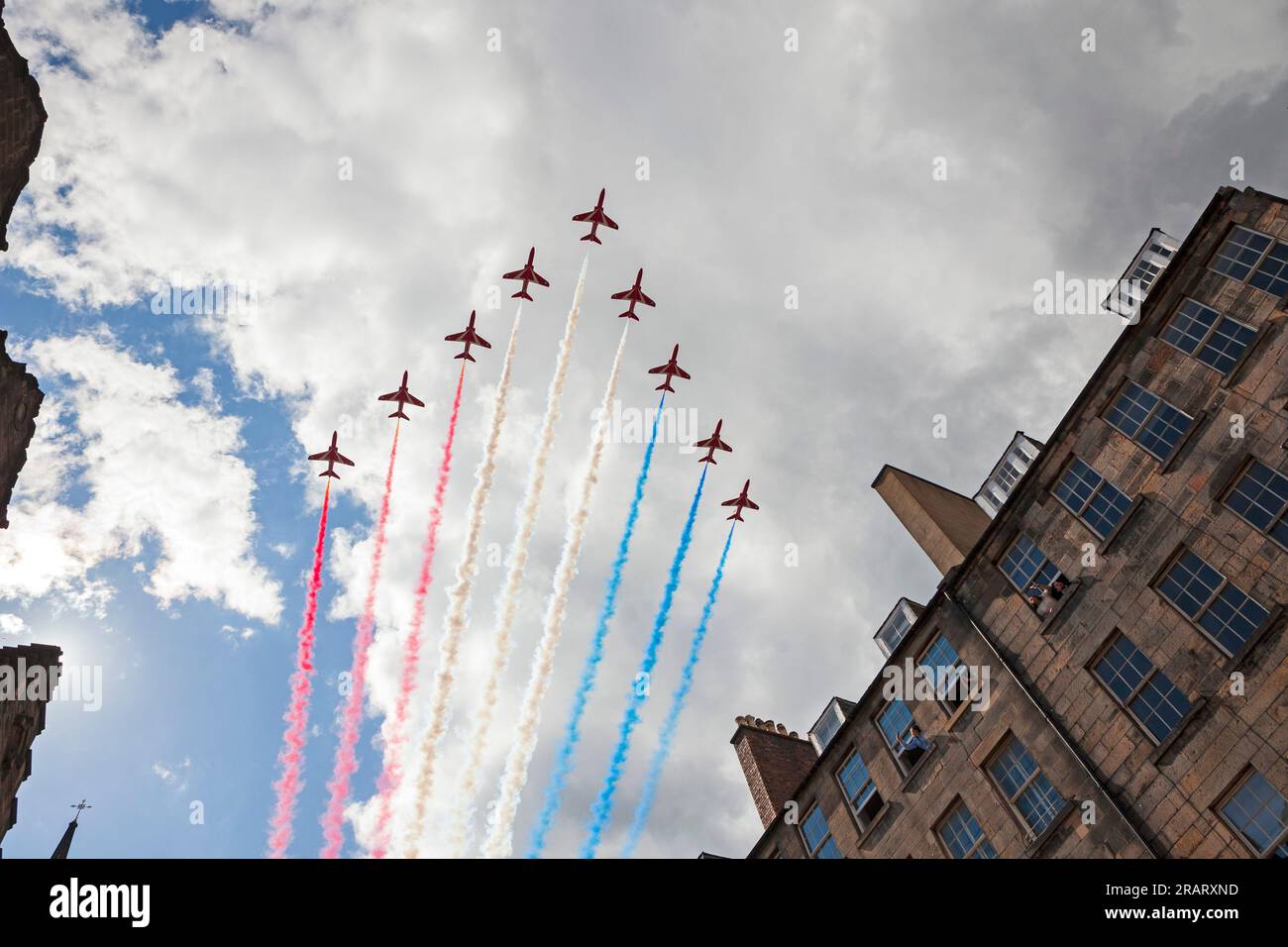 Royal Mile, Edinburgh, Scotland, UK 5 July 2023. Red Arrows Royal Mile ...