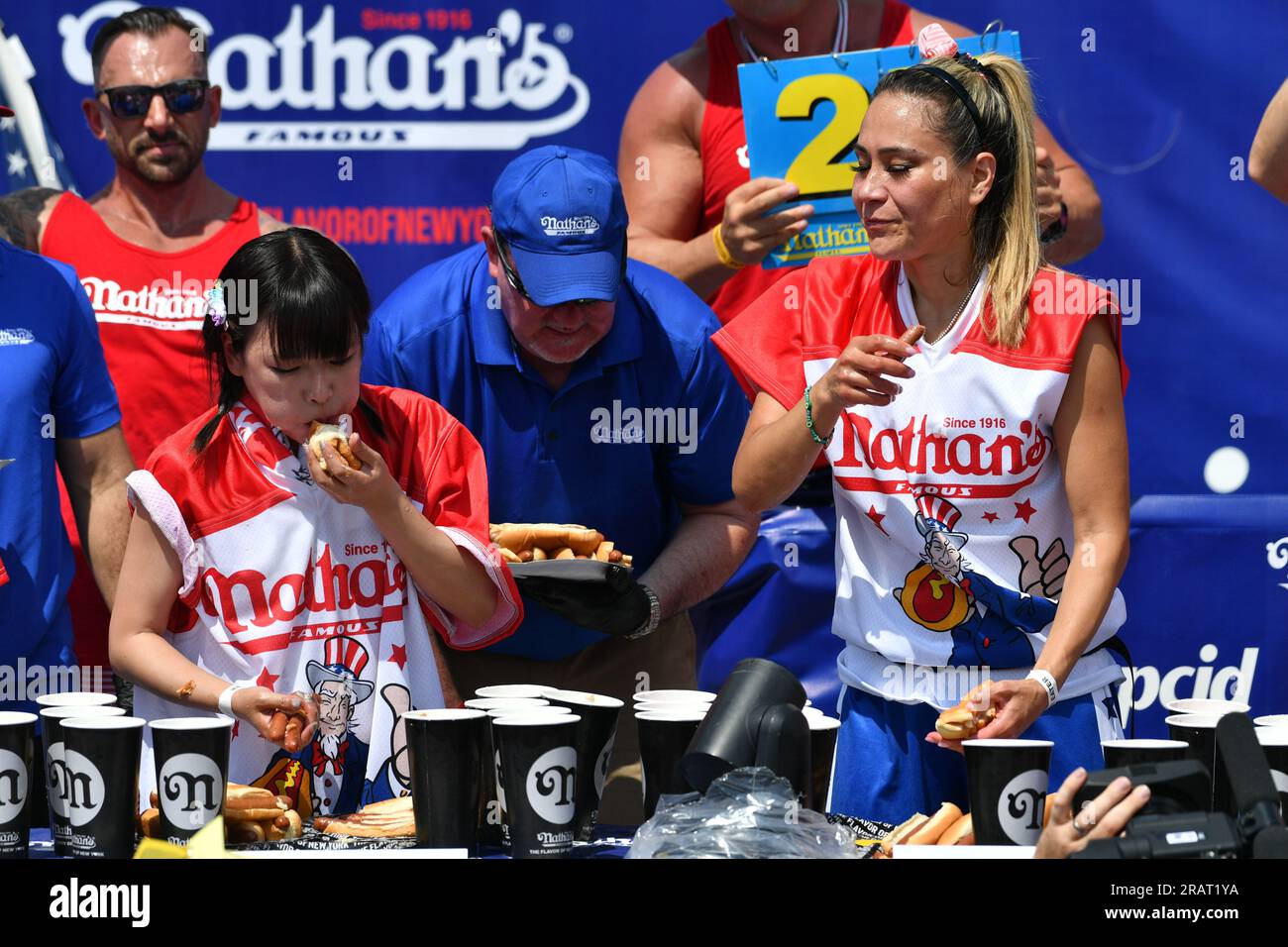 Professional competitive eaters Mayo Ebihara and Miki Sudo compete in ...