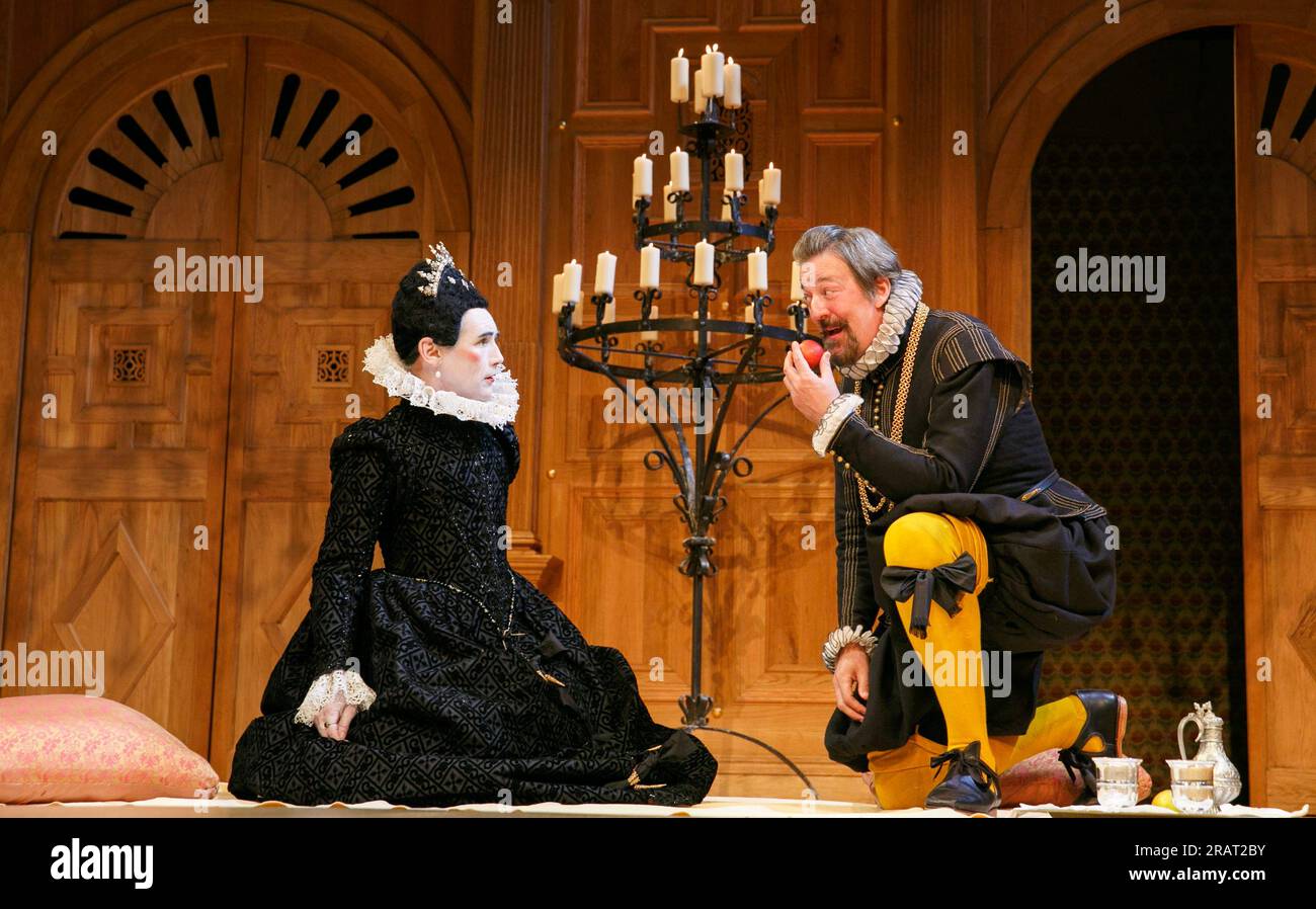 III/iv- l-r: Mark Rylance (CountessOlivia), Stephen Fry (Malvolio) in ...