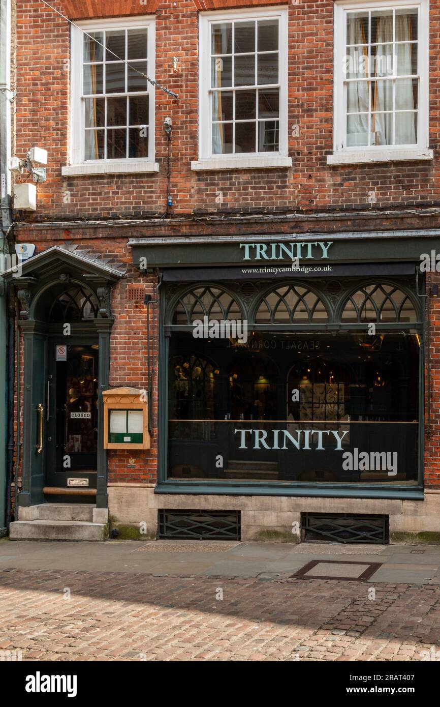Trinity street cambridge uk hi-res stock photography and images - Alamy