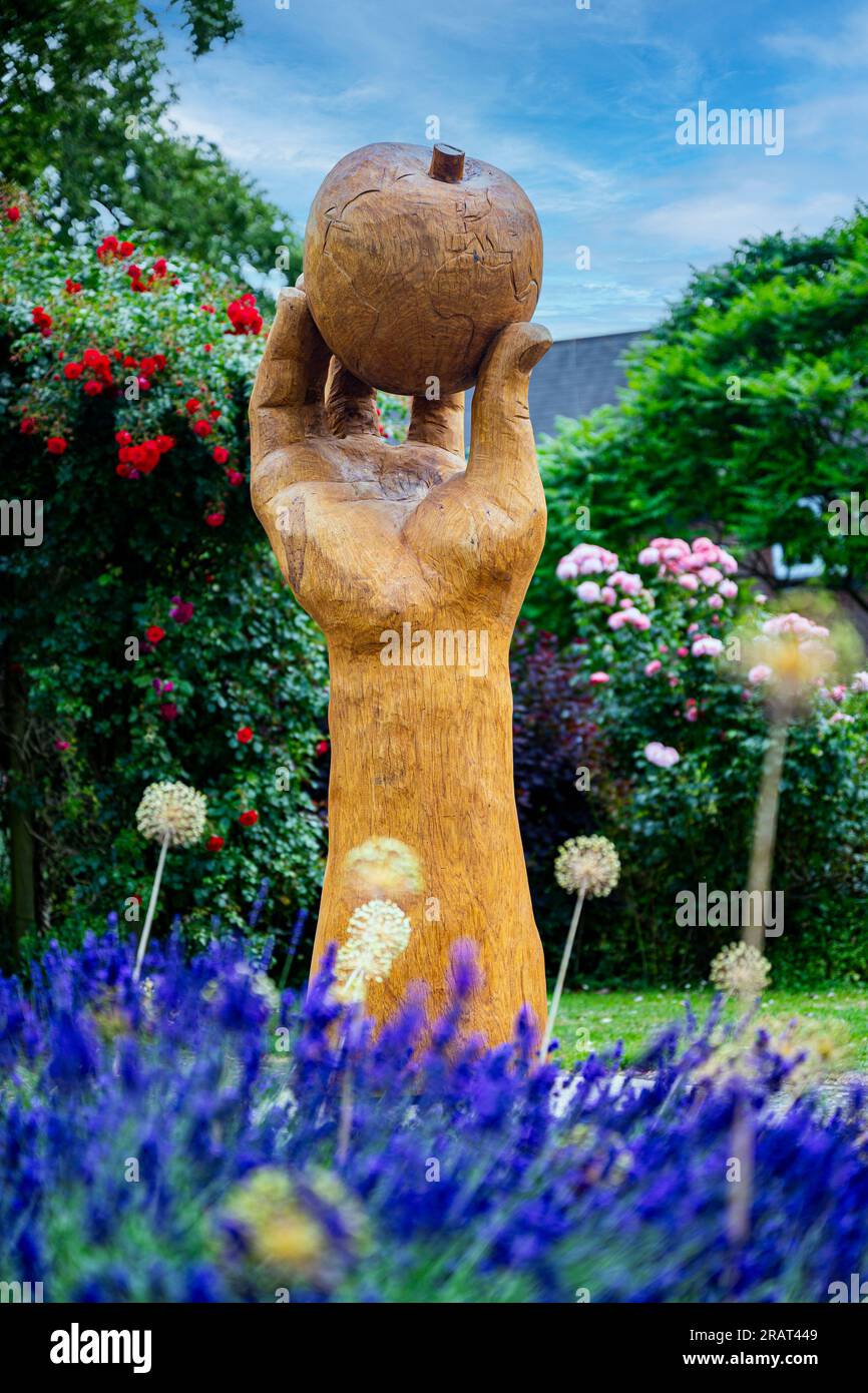 Wyndham Park, Grantham, Lincolnshire, UK. A wood hard carved sculpture ...