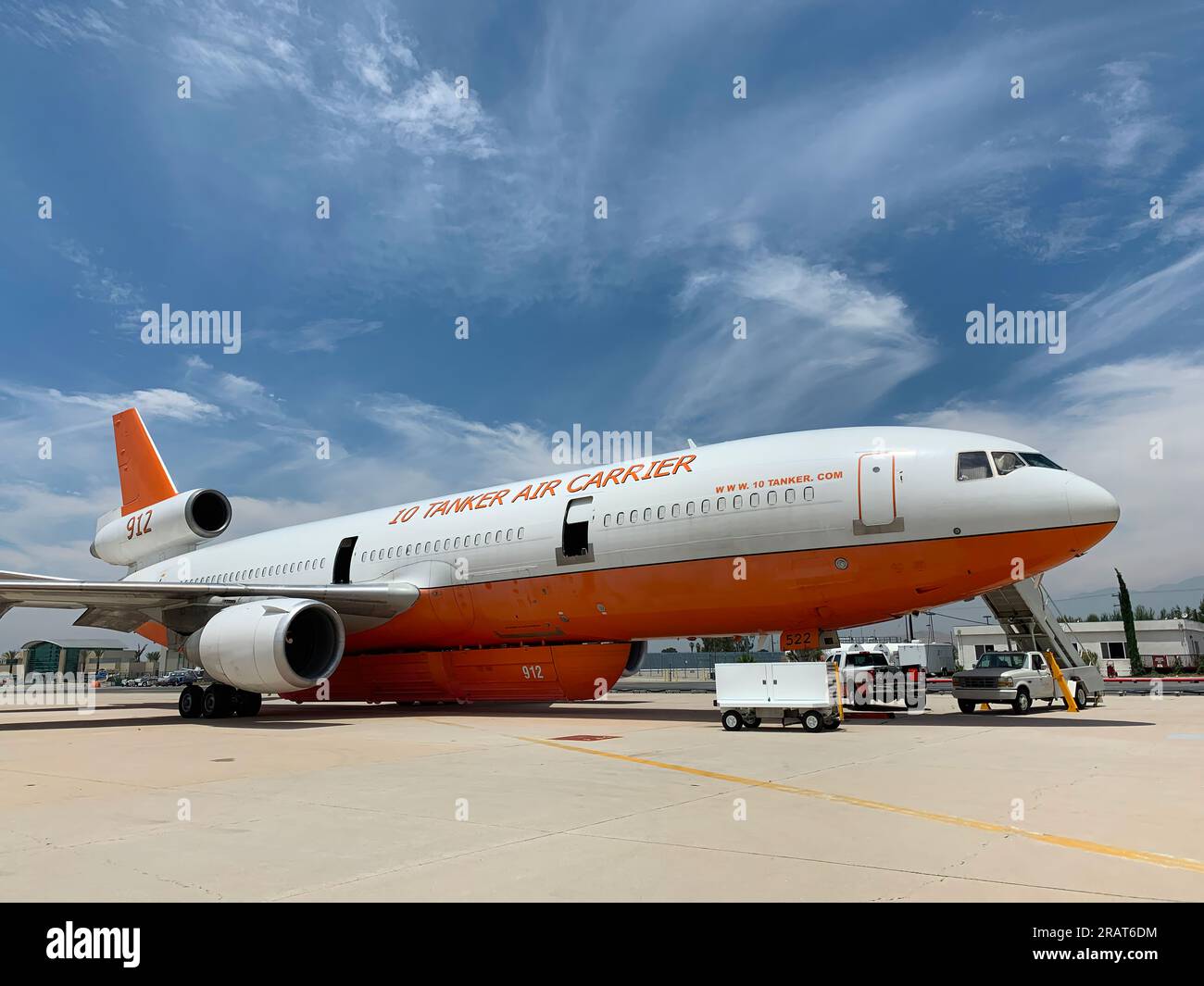 This DC 10 is a VLAT, or Very Large Air Tanker 747 air plane that can ...