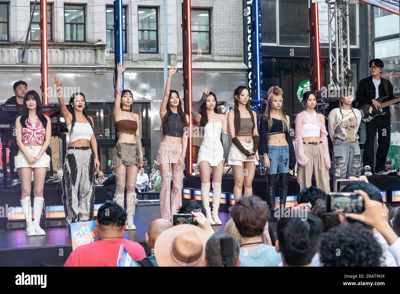 K-POP South Korean all girl group perform during NBC Today concert ...
