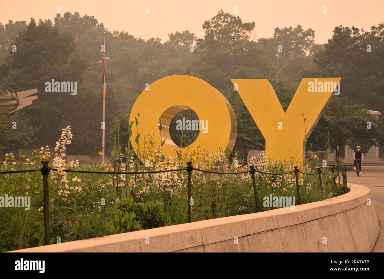 brooklyn museum is shrouded in smoke, smog from wildfires coming from ...