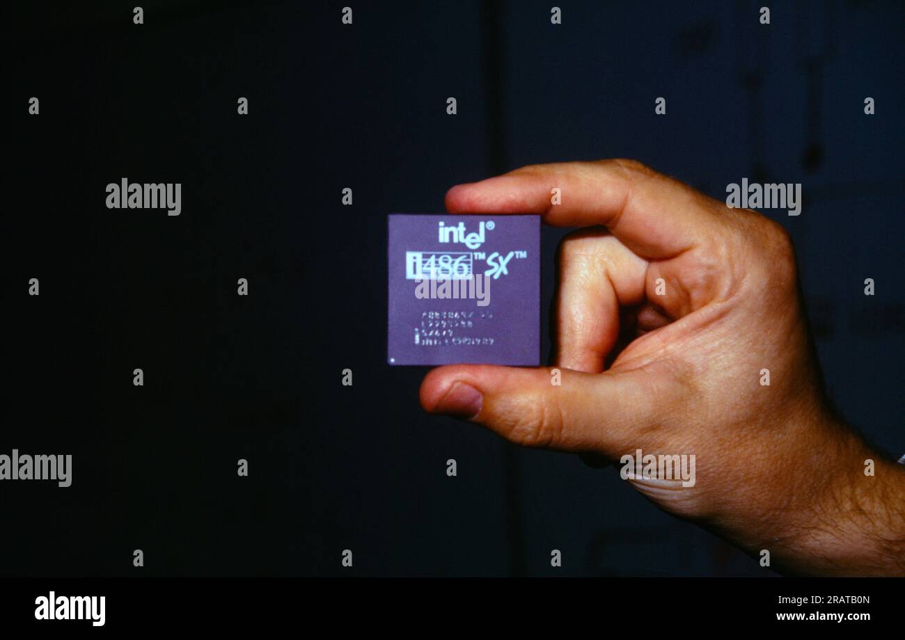Hand Holding Intel i486 Microprocessor Chip Circa 1990 Stock Photo - Alamy