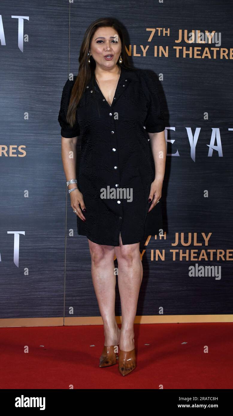 Niki aneja walia hi-res stock photography and images - Alamy