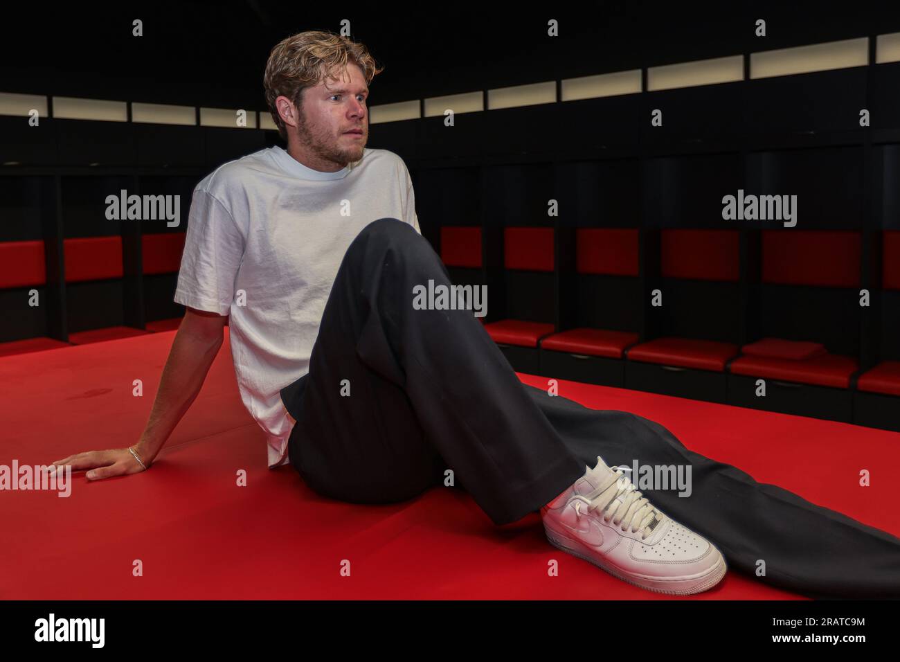 Goalkeeper Ben Killip signs for Barnsley Football Club on a one year ...