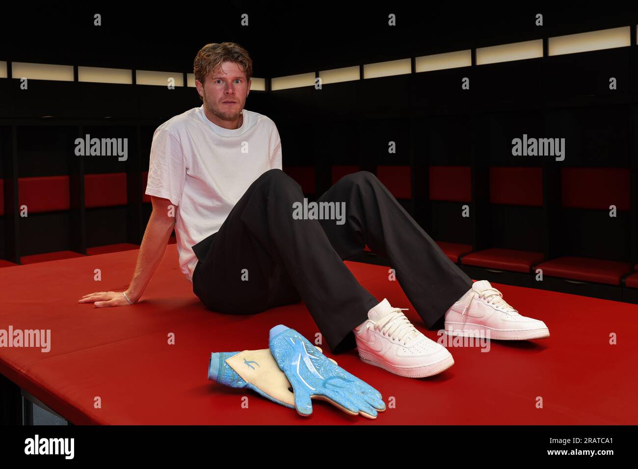 Goalkeeper Ben Killip signs for Barnsley Football Club on a one year ...