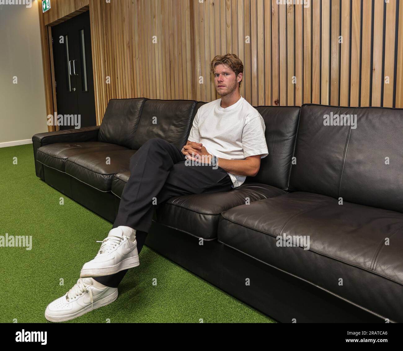 Goalkeeper Ben Killip signs for Barnsley Football Club on a one year ...