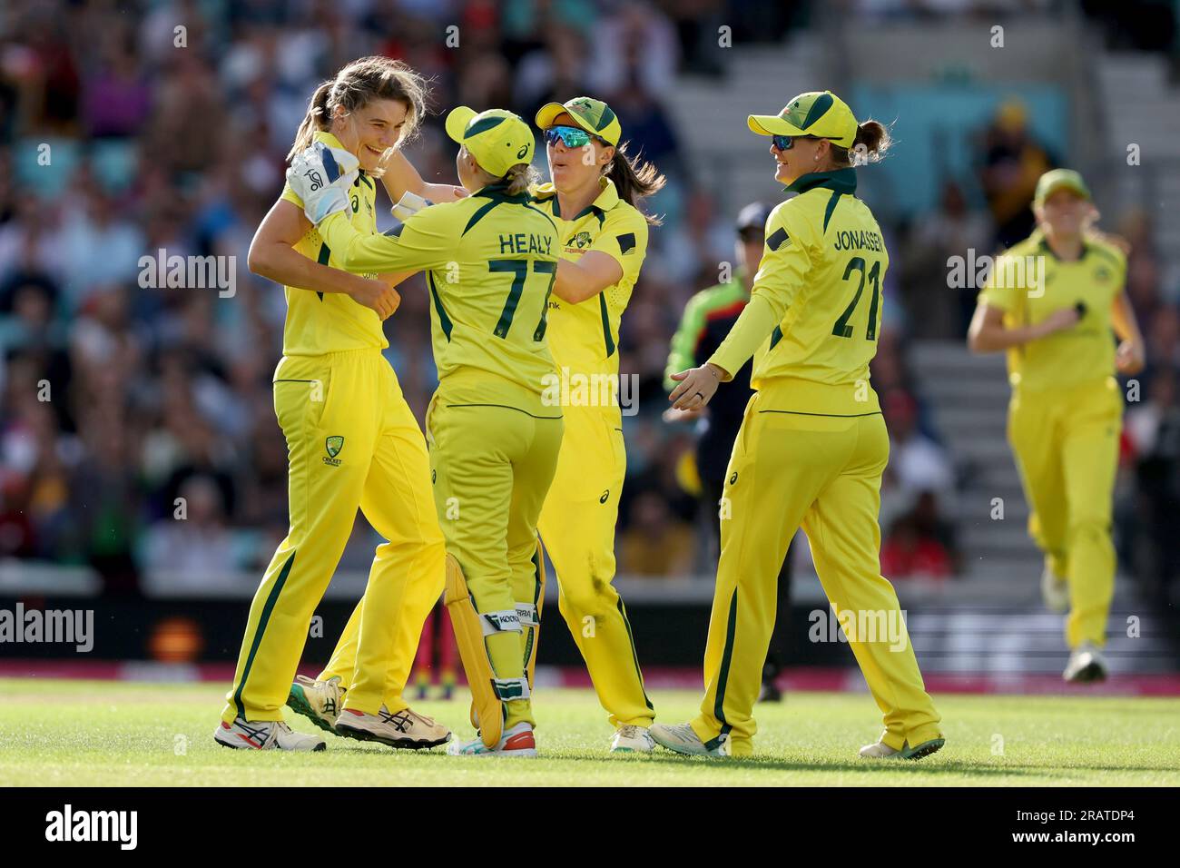 Heather sutherland woman hi-res stock photography and images - Alamy