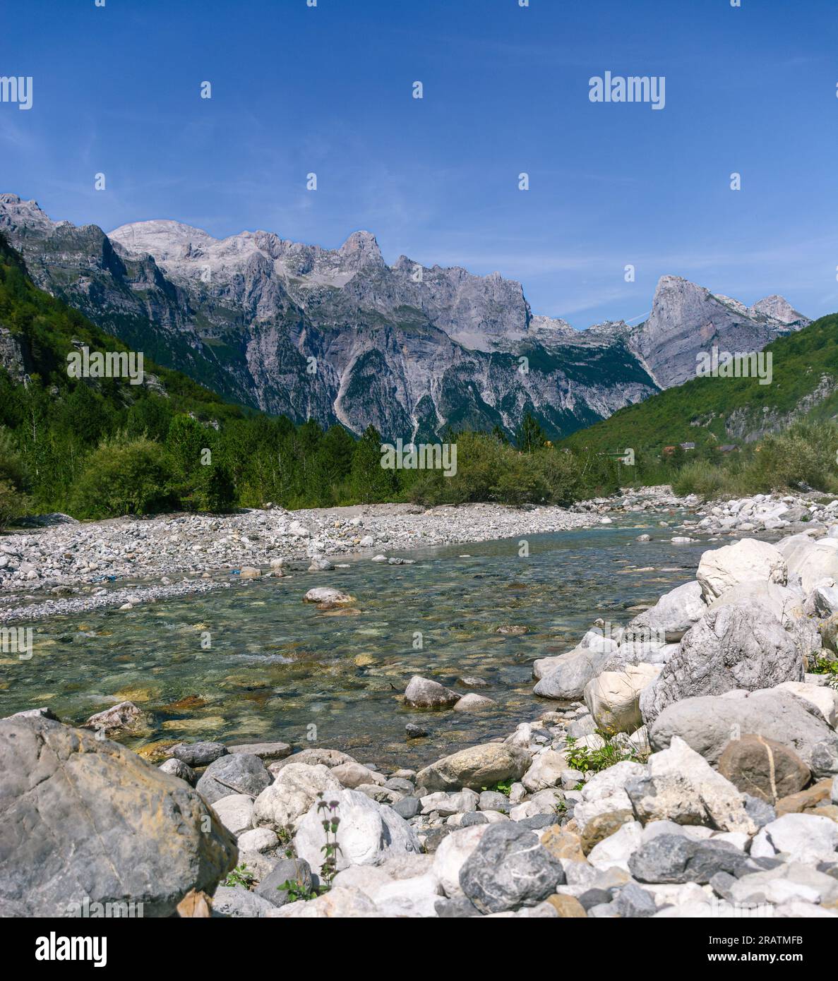 Albanian gems hi-res stock photography and images - Alamy Albanian gems hi-res stock photography and images - Alamy