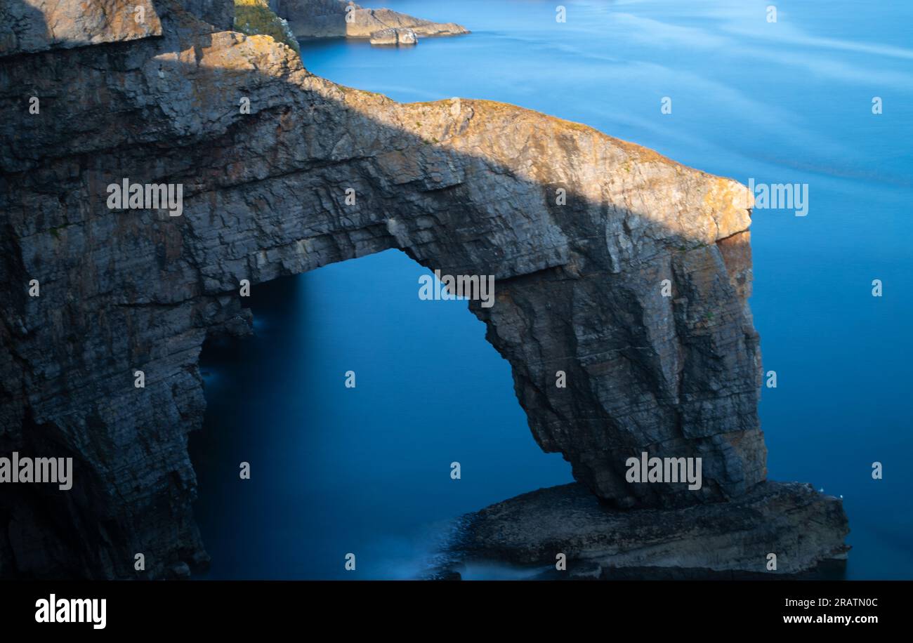 Smooth arch hi-res stock photography and images - Alamy