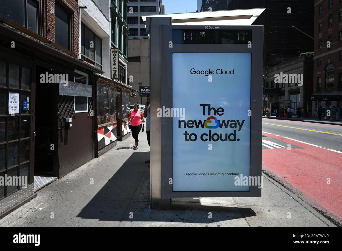 Google bus hi-res stock photography and images - Alamy