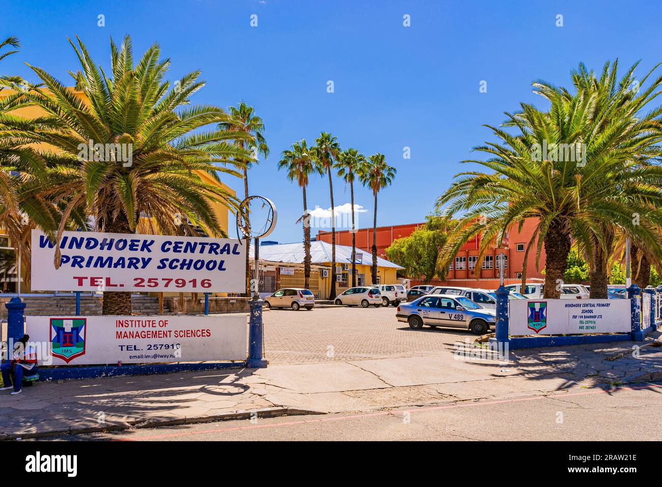 Central primary school hi-res stock photography and images - Alamy
