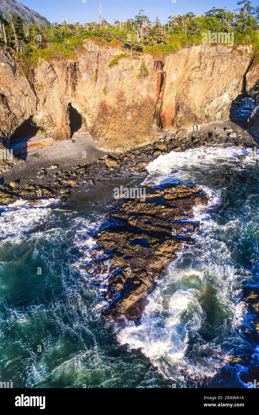 Aerial beautiful remote pacific coastal hi-res stock photography and ...