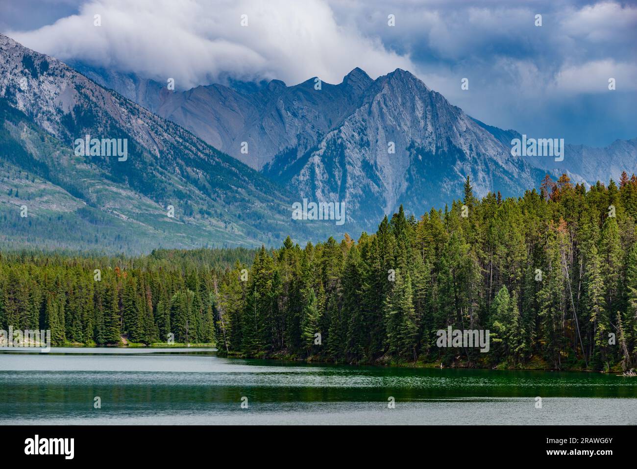 Johnson Lake, Banff National Park Alberta Canada Stock Photo - Alamy