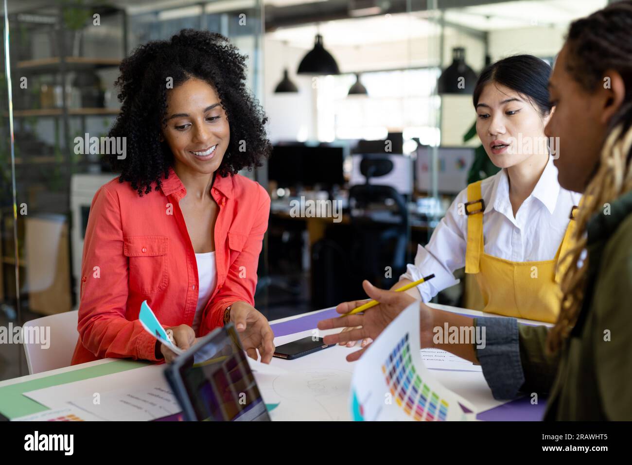 Asian team work illustration hi-res stock photography and images - Alamy