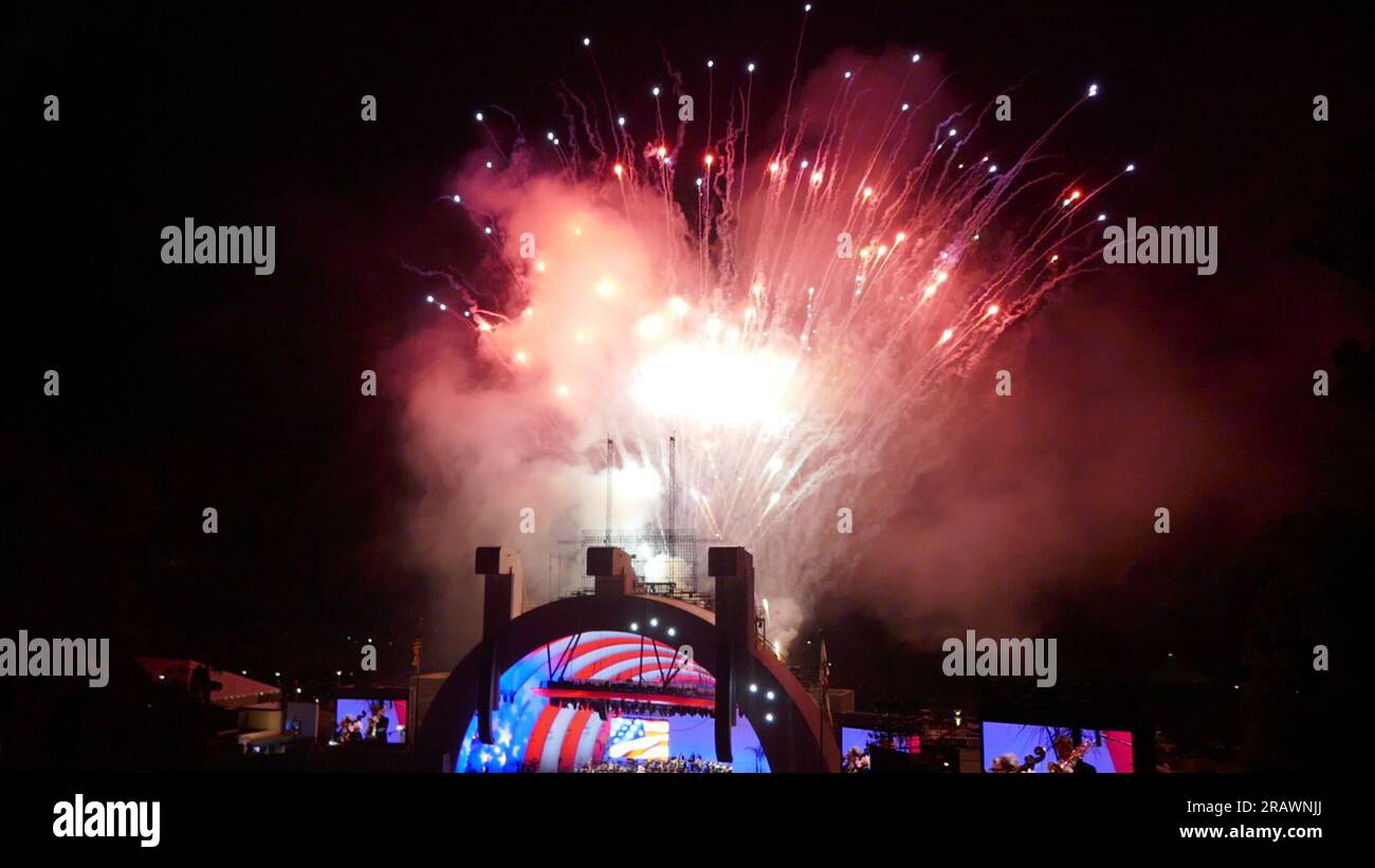 Hollywood, California, USA 4th July 2023 Fireworks at The Beach Boys ...