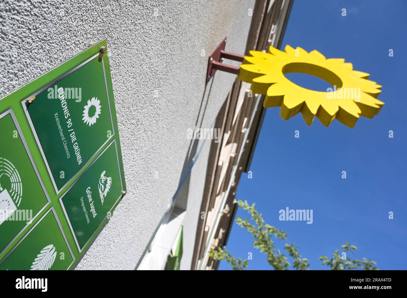 Germany green party logo hi-res stock photography and images - Alamy