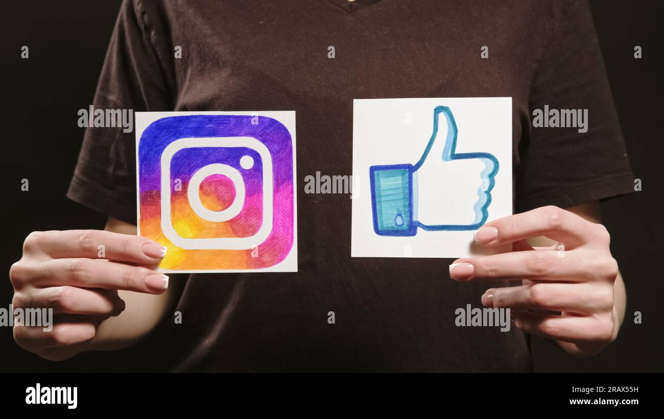 Instagram like social media feedback hand thumb up Stock Photo - Alamy