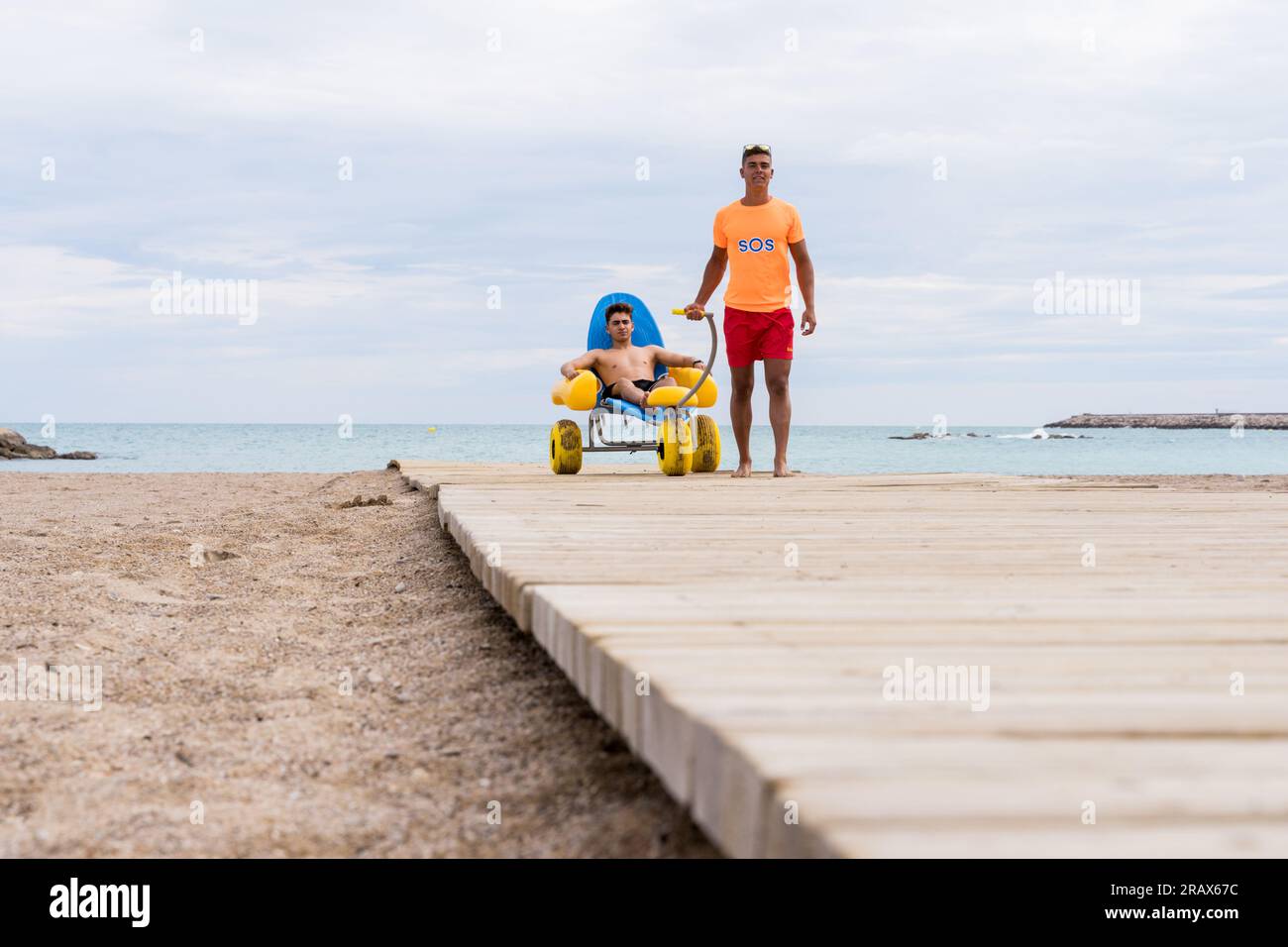 Marine distress flares hi-res stock photography and images - Alamy