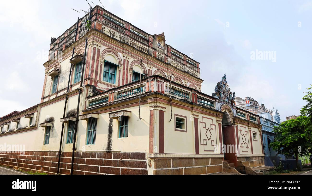 Traditional Chettinad palatial mansions Kanadukathan, Pudukottai ...