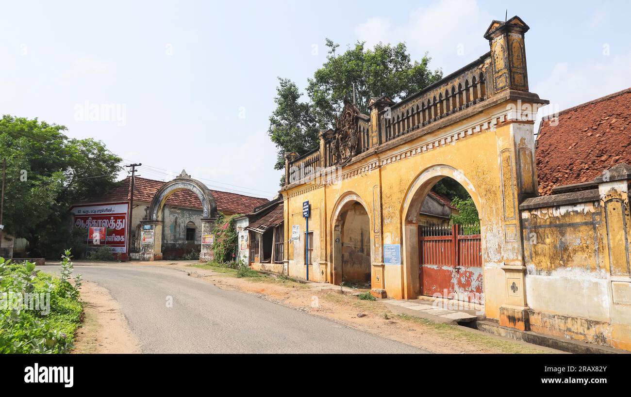 Traditional Chettinad palatial mansions Kanadukathan, Pudukottai ...