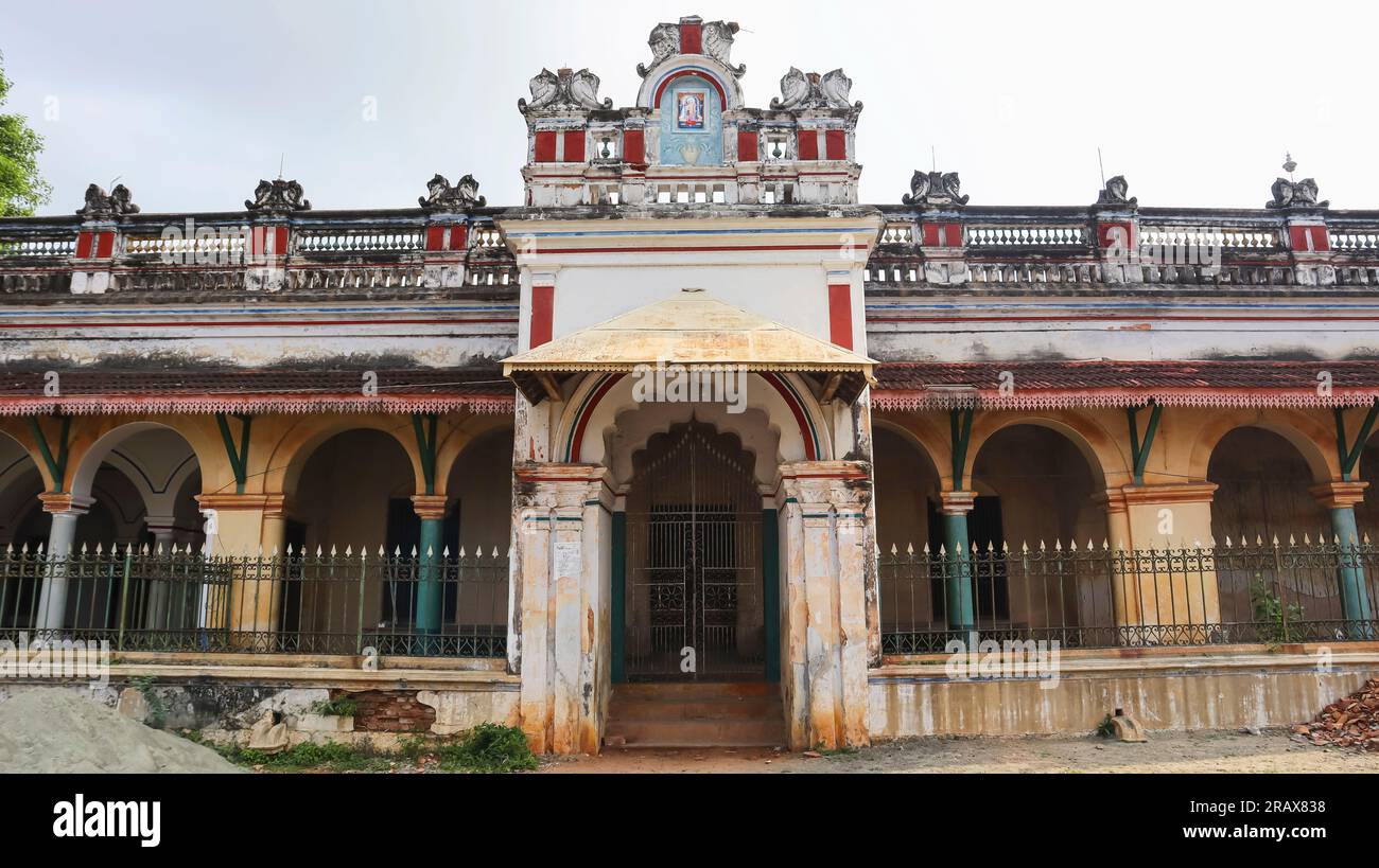 Traditional Chettinad palatial mansions Kanadukathan, Pudukottai ...