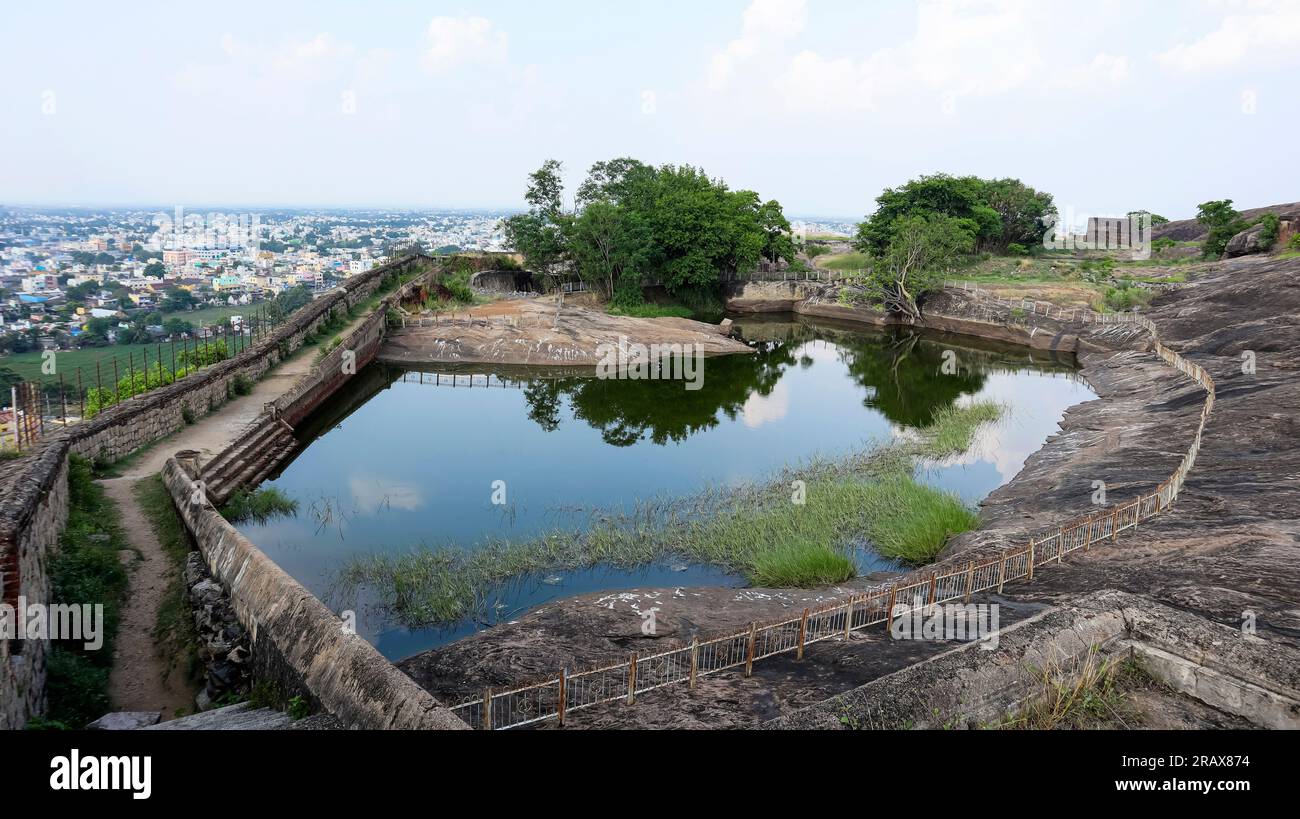 Fort building techniques hi-res stock photography and images - Alamy