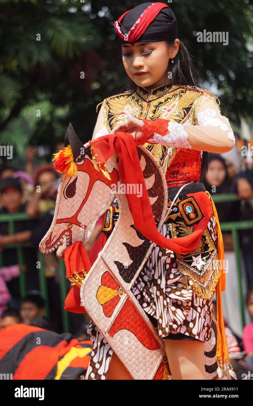 Jathilan dancer hi-res stock photography and images - Alamy