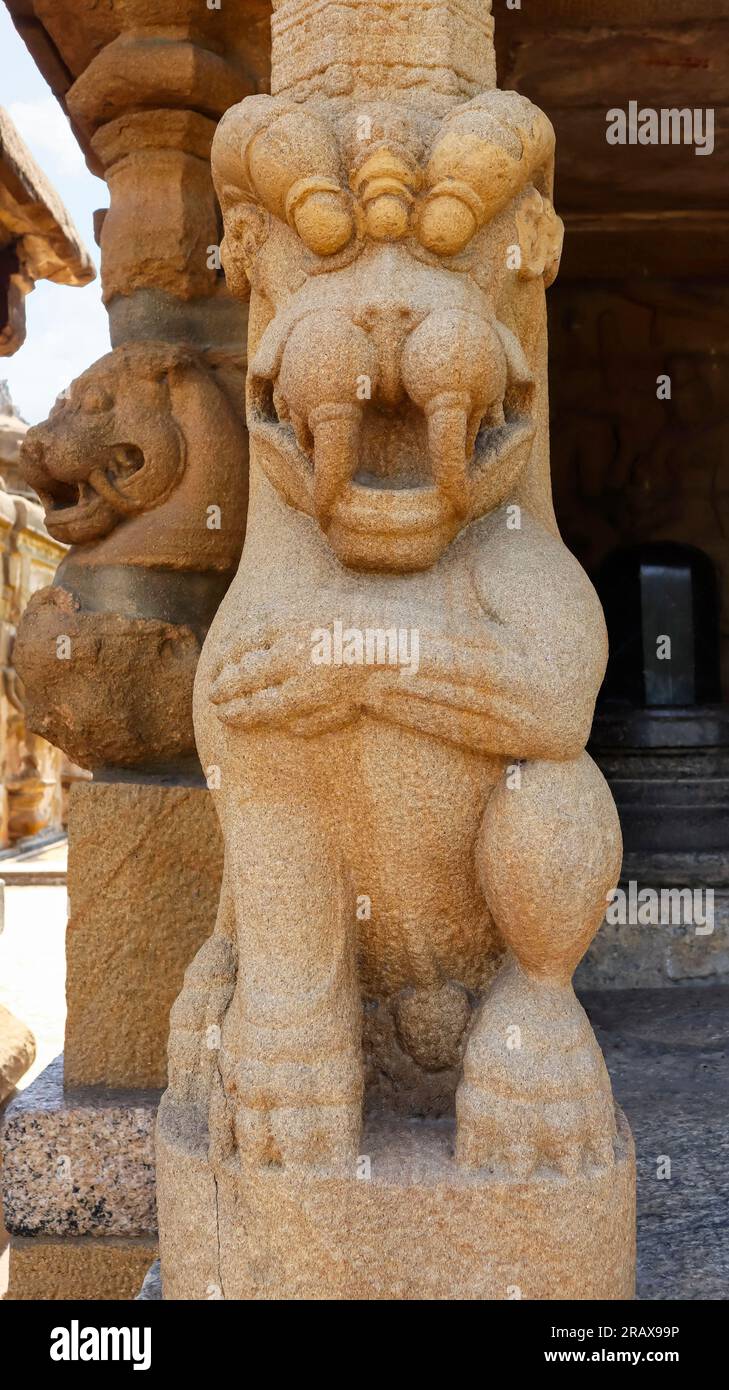 Carved Idol of Mythological Lion on the Kailasanathar Temple ...