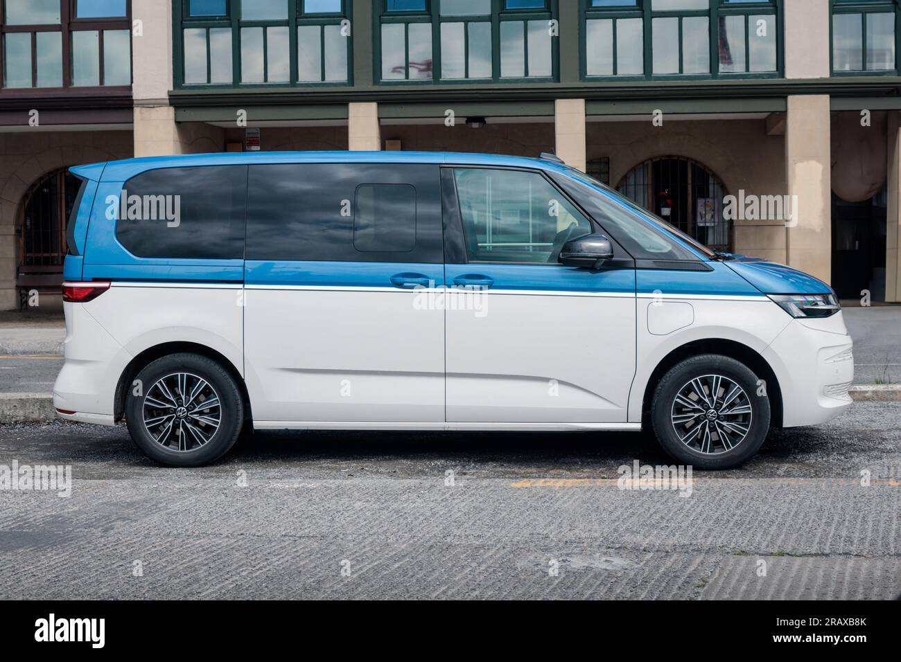 PASAIA, SPAIN-JUNE 15, 2023: Volkswagen T7 Multivan Stock Photo - Alamy