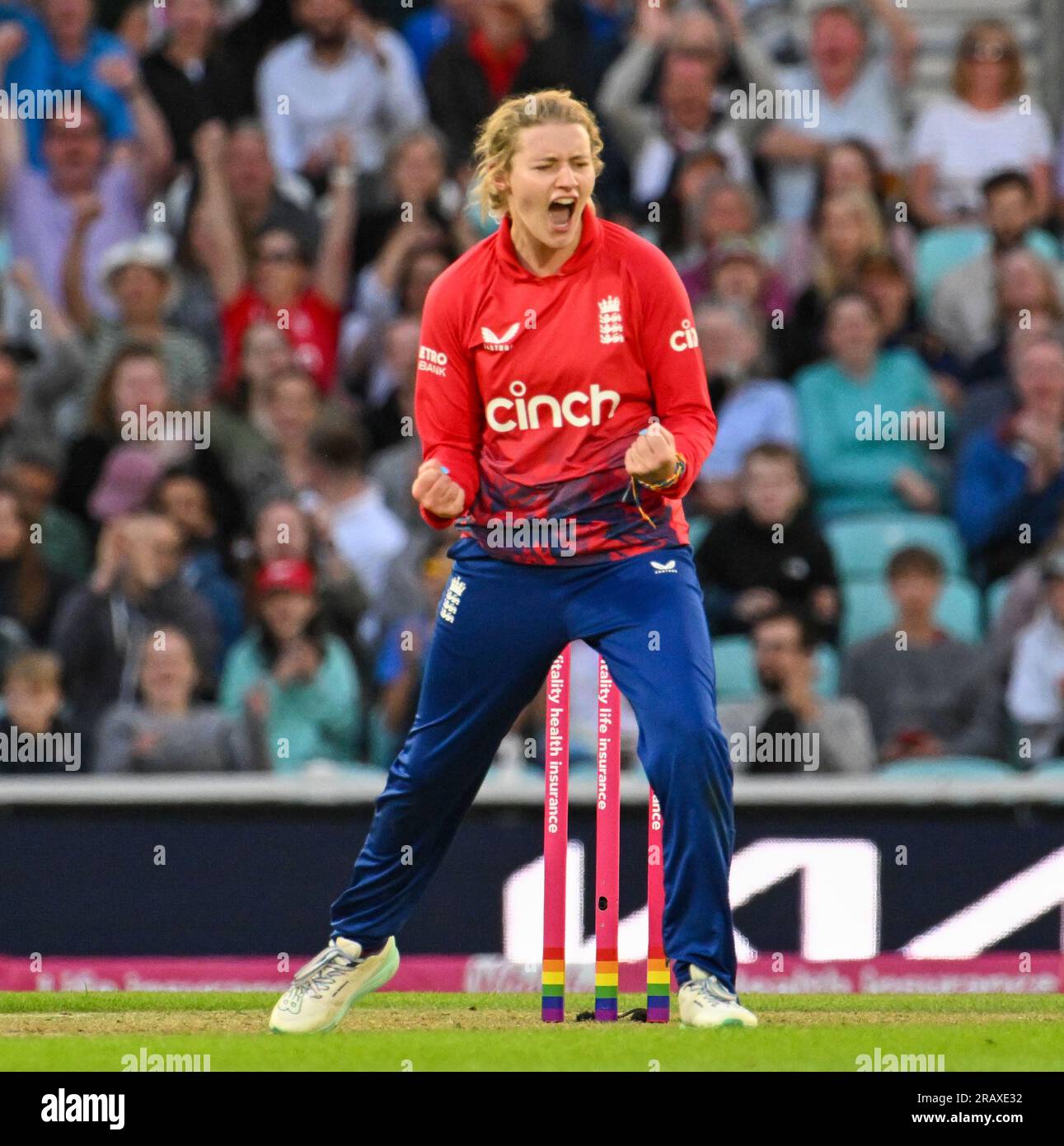 Grace harris australia hi-res stock photography and images - Alamy