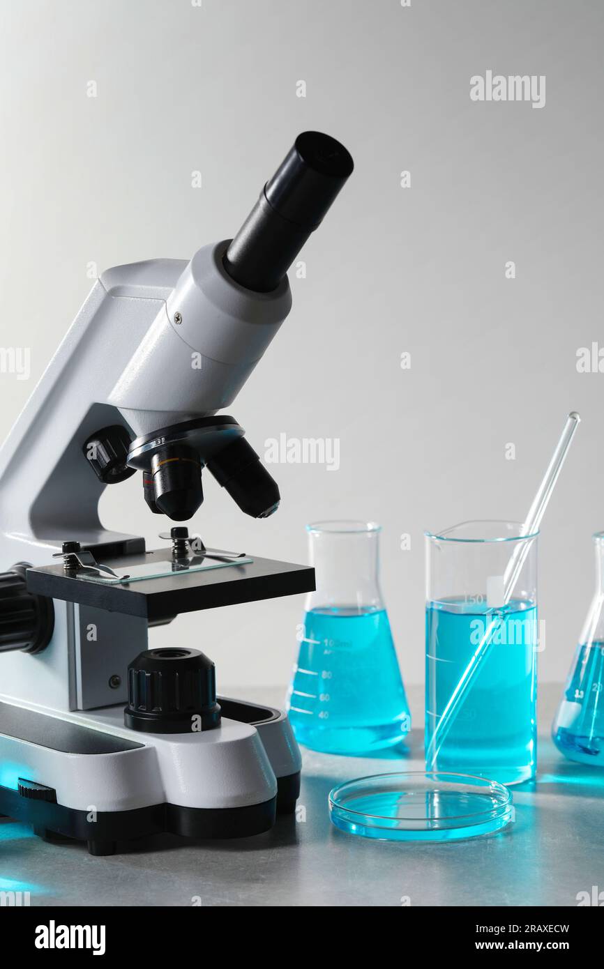 Light microscope sample table hi-res stock photography and images - Alamy