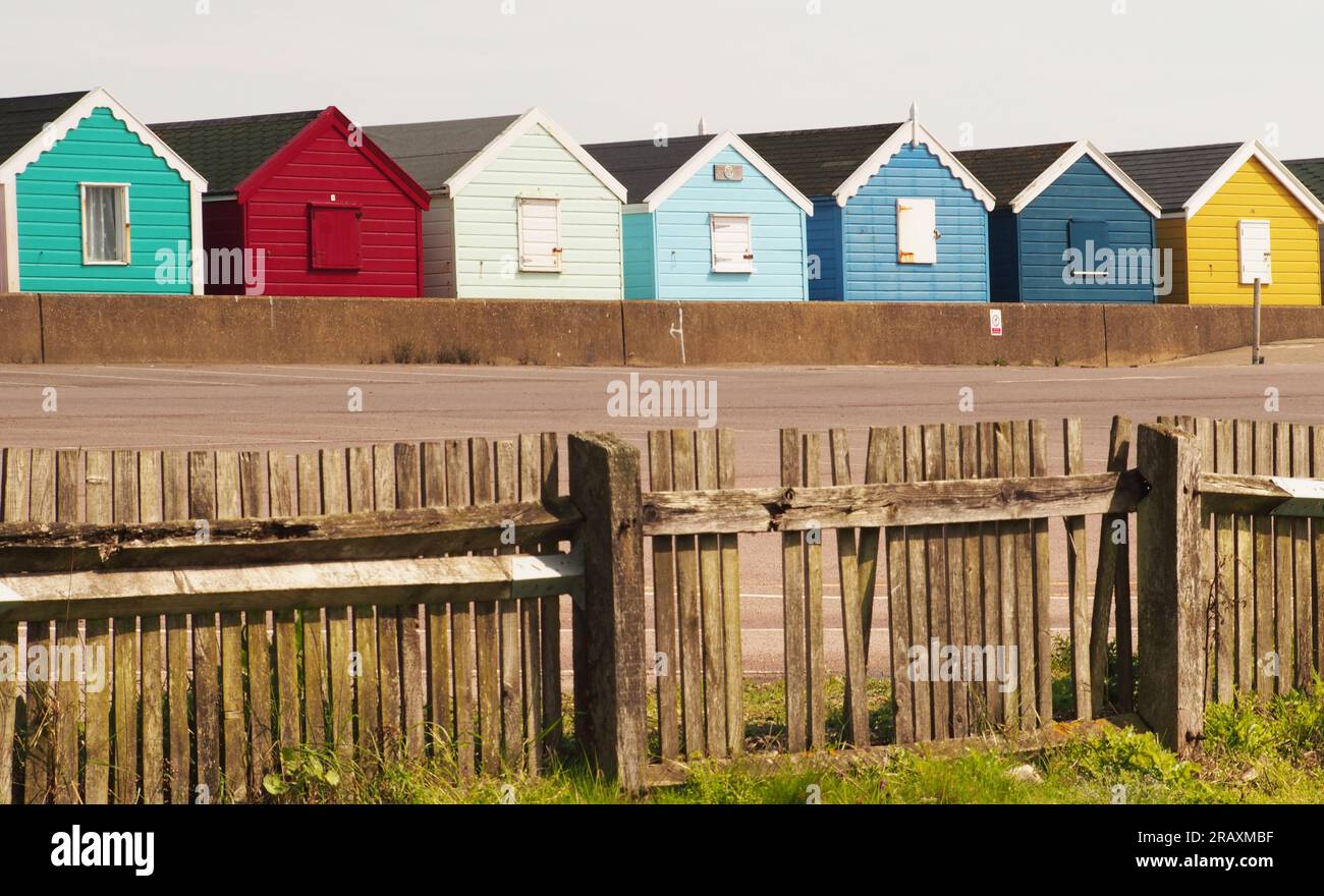 Wooden picket fence hi-res stock photography and images - Alamy
