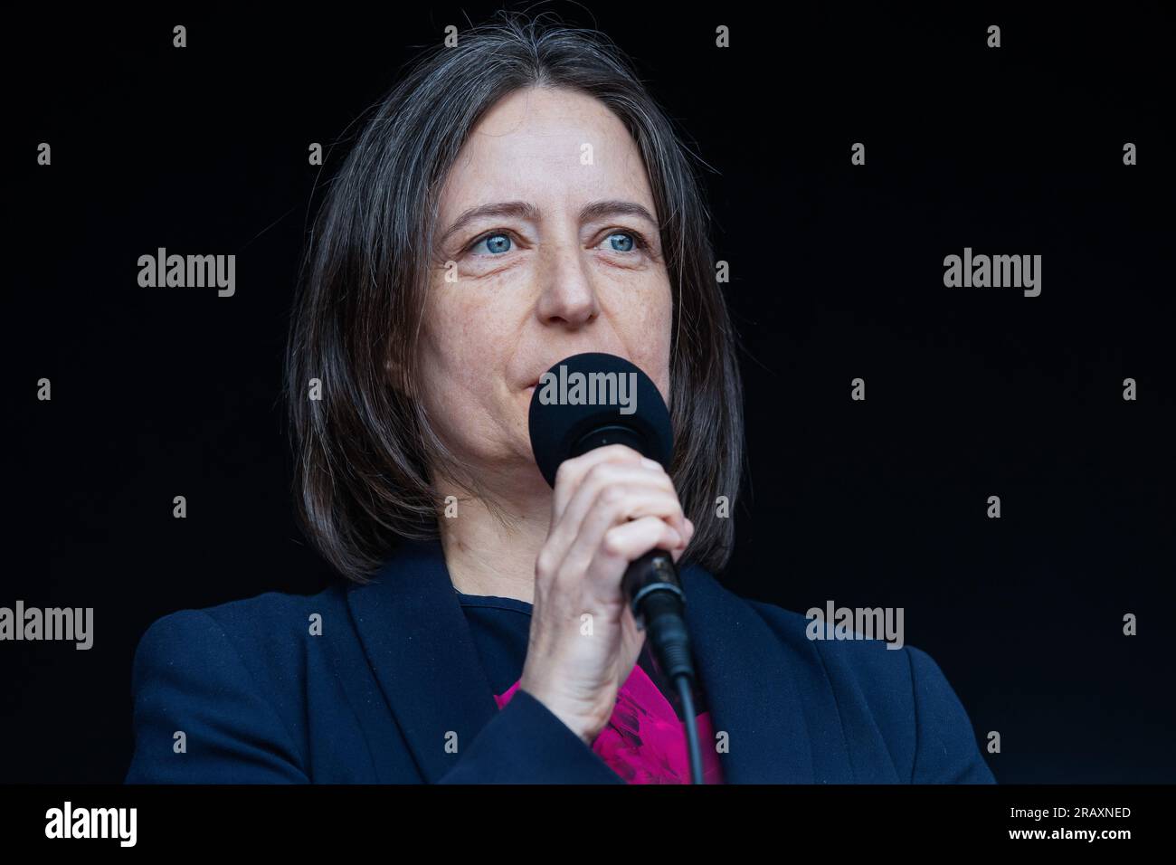 Scottish teachers strike hi-res stock photography and images - Alamy