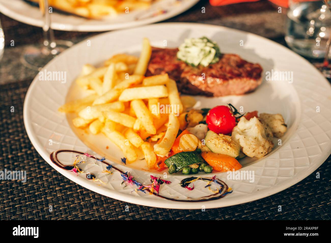 Steak cafe de paris hi-res stock photography and images - Alamy