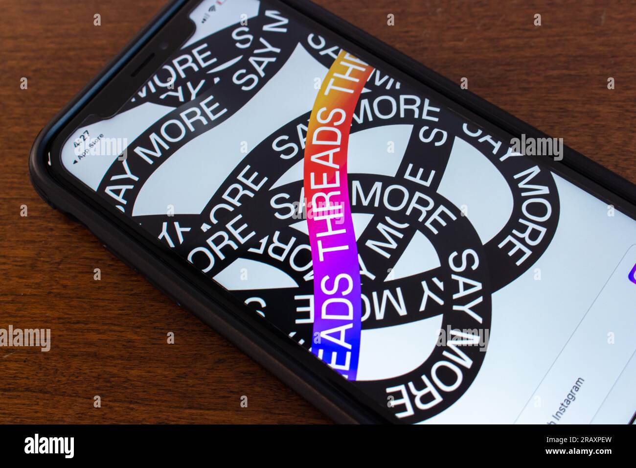 Meta threads hi-res stock photography and images - Alamy