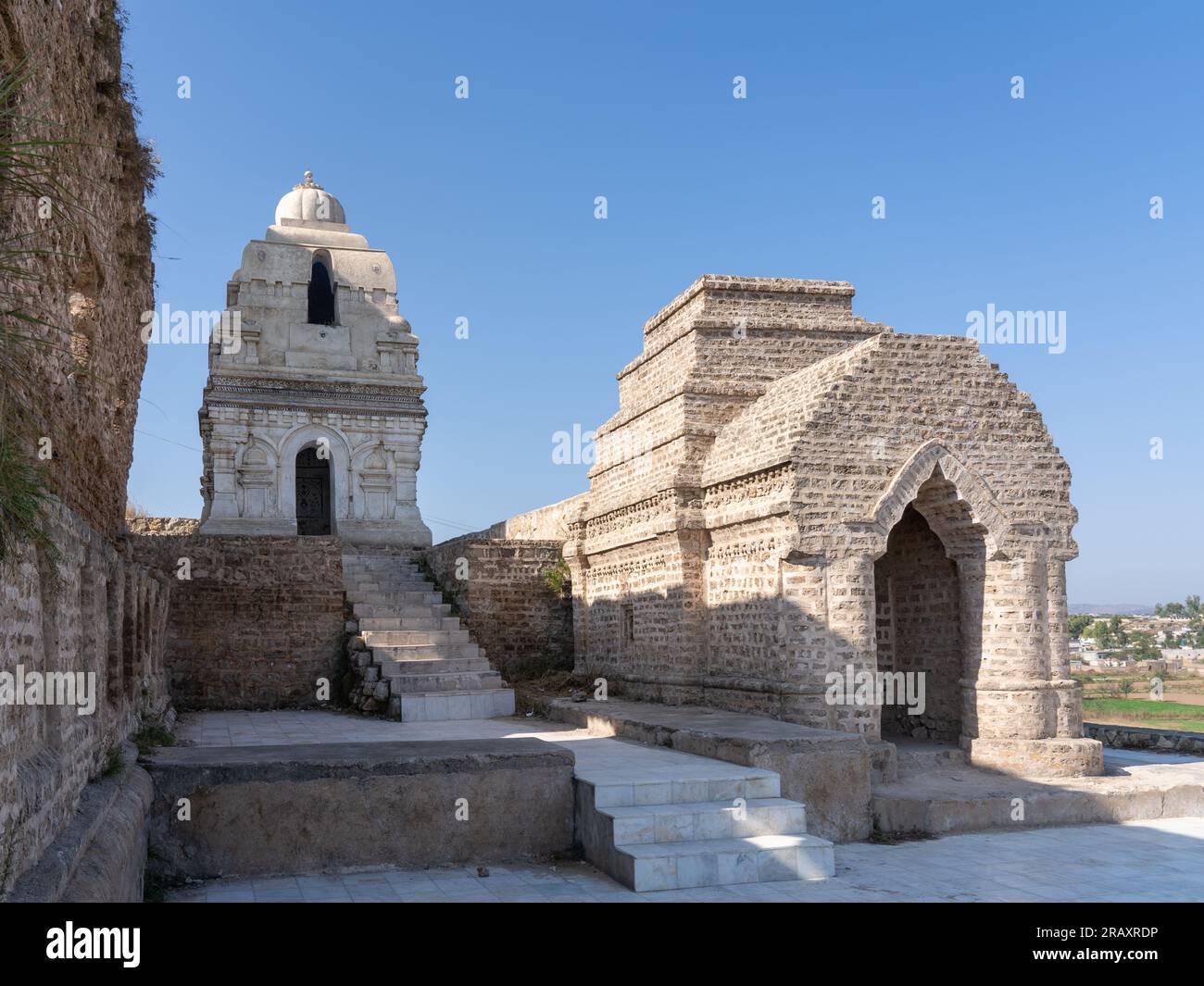 Hindu shiva temple hi-res stock photography and images - Alamy