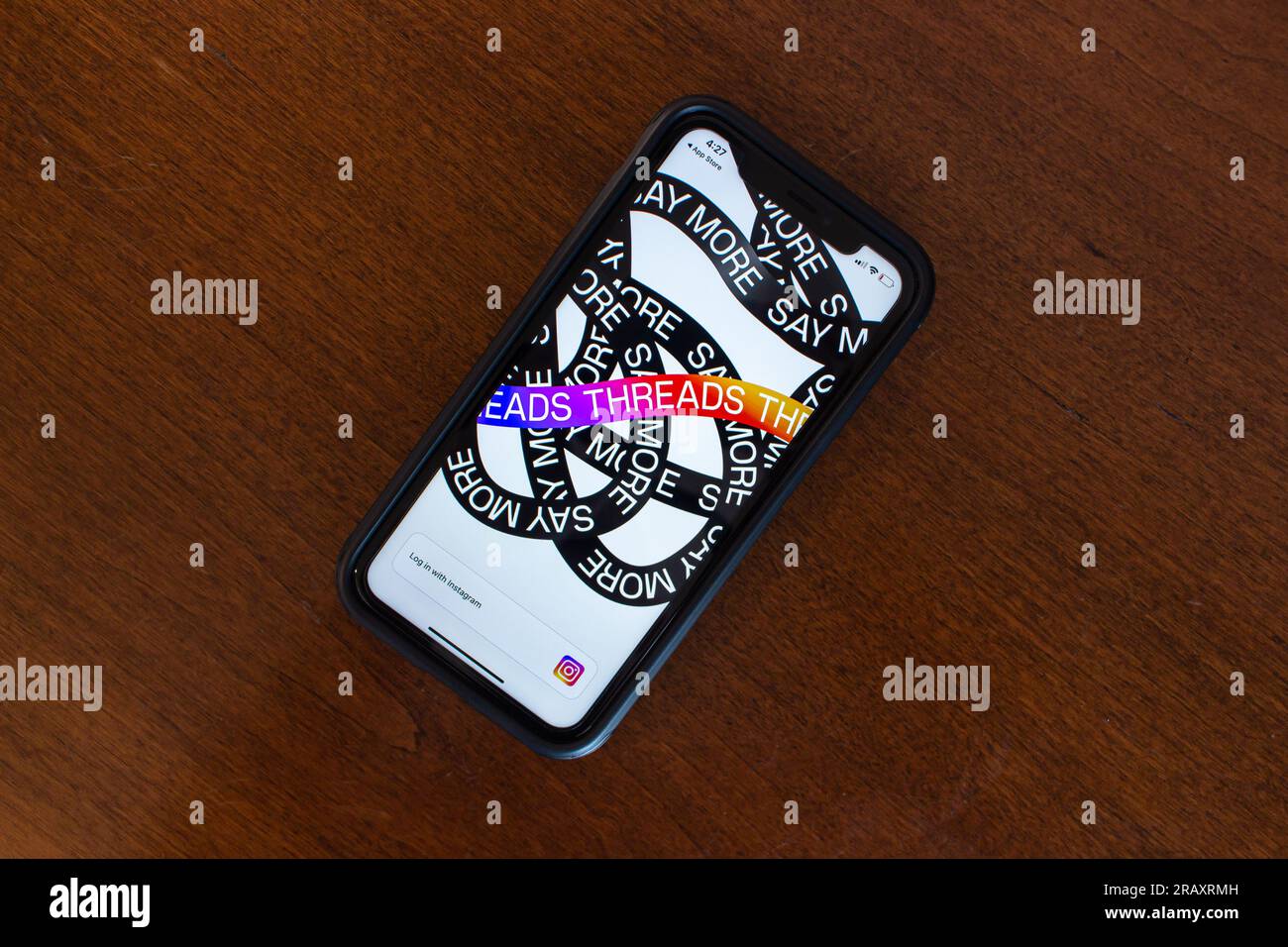 Meta threads mark hi-res stock photography and images - Alamy