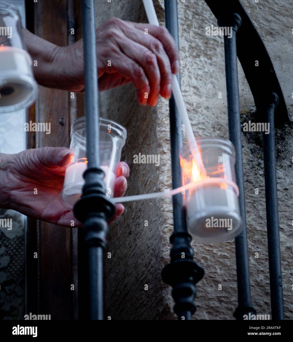 Blazing hand hi-res stock photography and images - Alamy