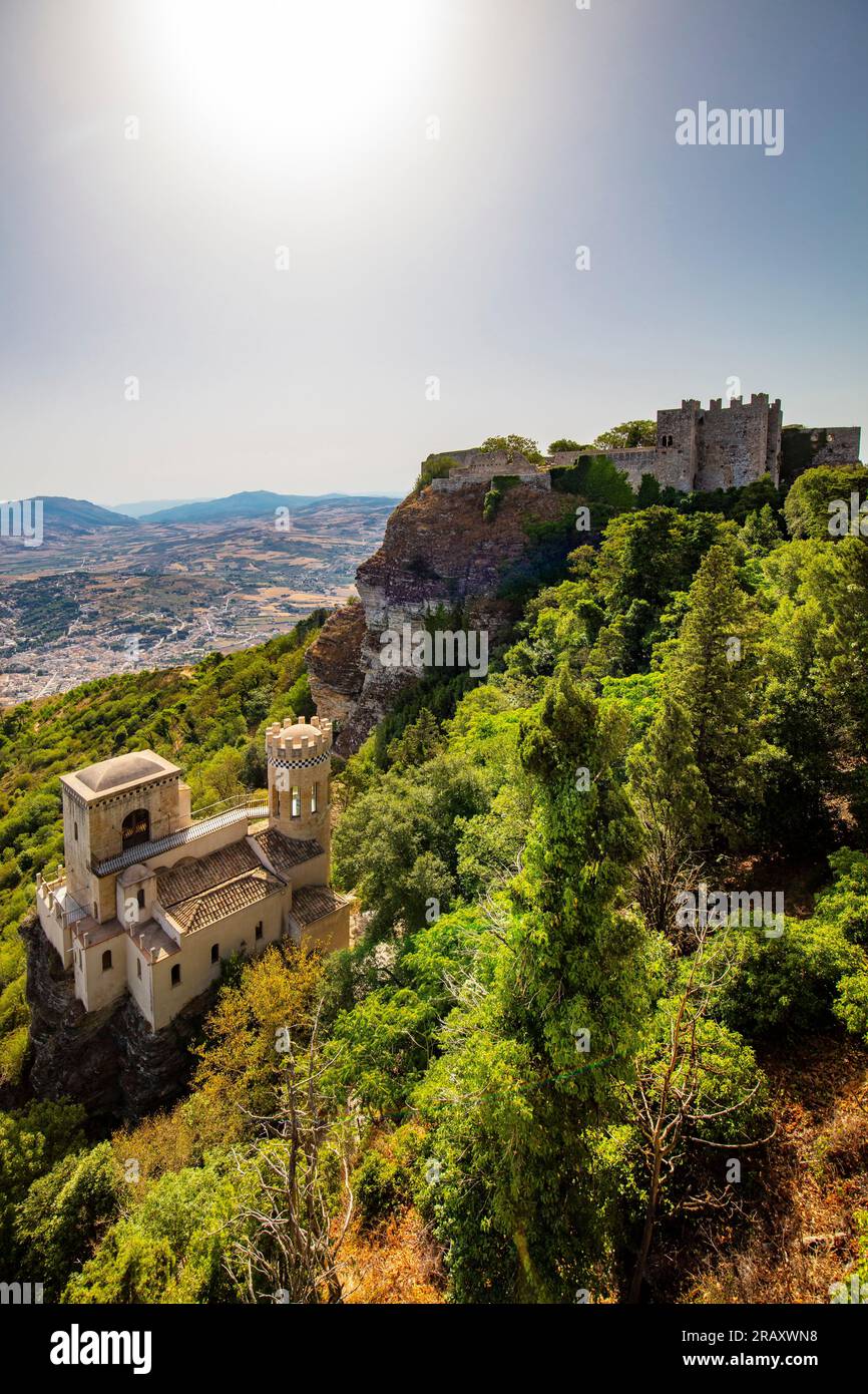 Pepoli tower hi-res stock photography and images - Alamy