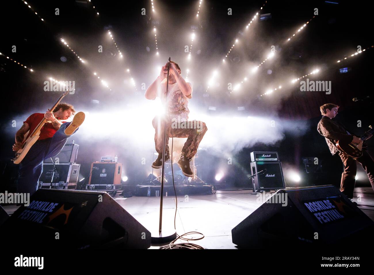 Militarie gun band hi-res stock photography and images - Alamy