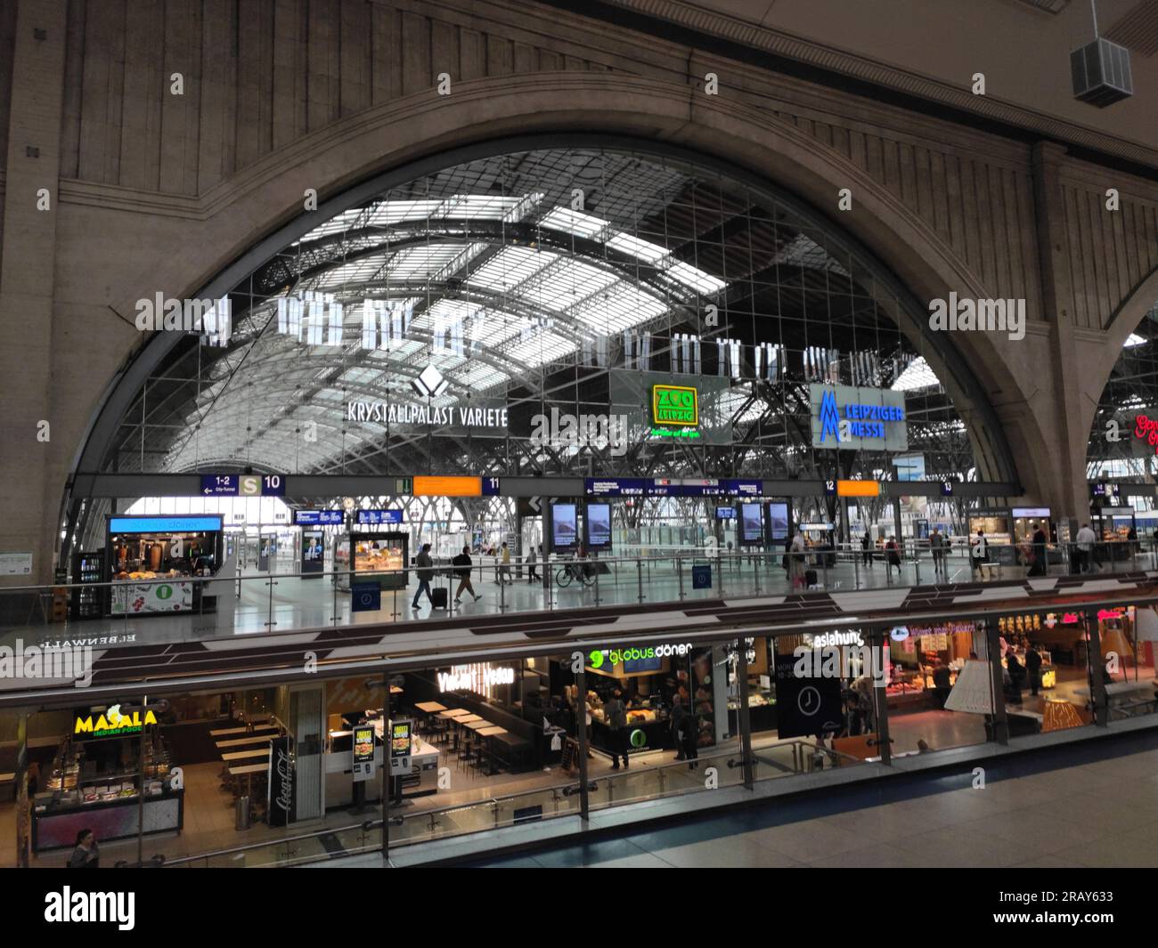 Leipzig Railway Station, Hauptbahnhof, Leipzig Stock Photo - Alamy