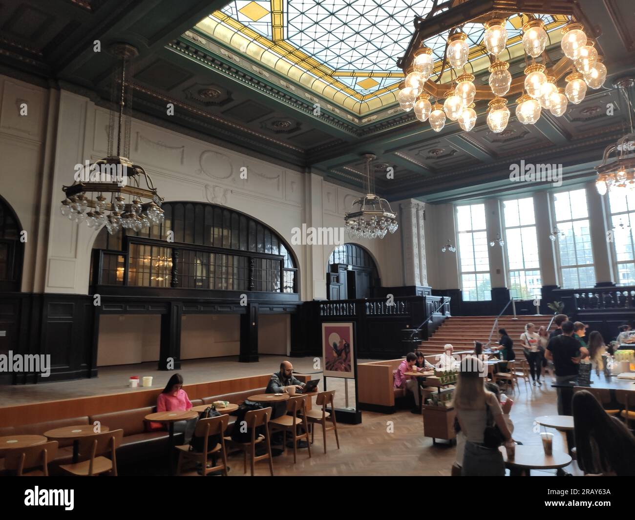 Leipzig Railway Station, Hauptbahnhof, Leipzig Stock Photo - Alamy
